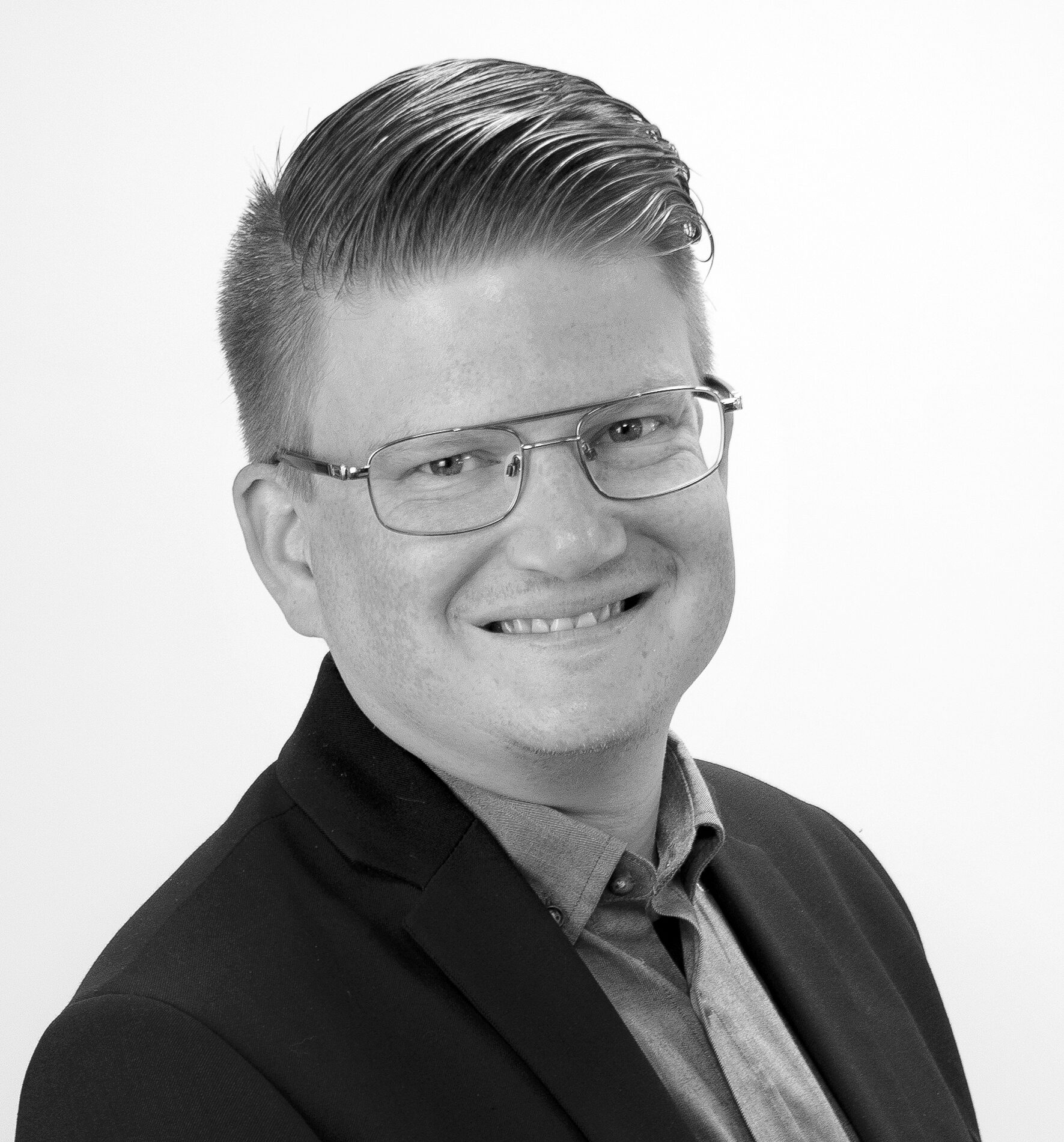 Daniel Isaksson – Vätterbygden Ankarbergs Begravningsbyrå